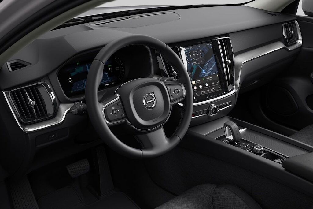 The basic version of the Volvo V60 has its own price list – Back to ...